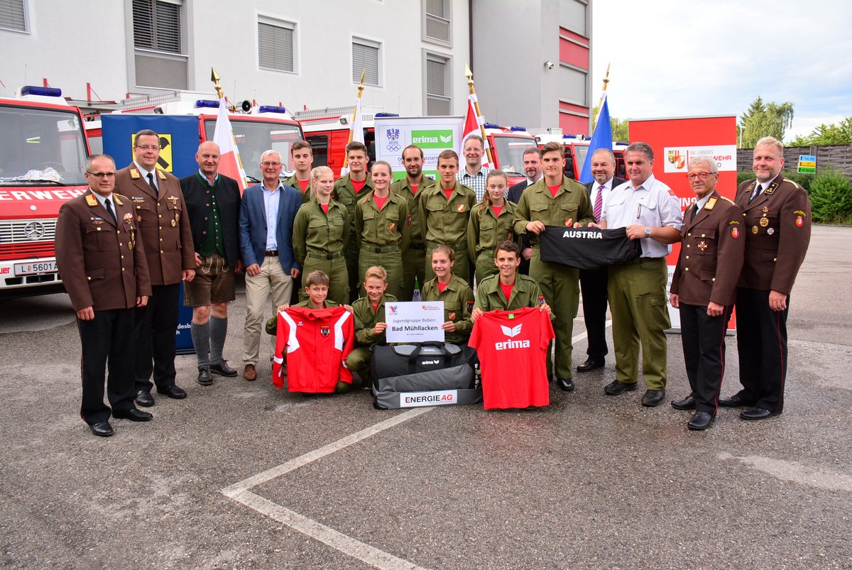 Offizielle Übergabe und Verabschiedung aller IFWK Teilnehmer - Bezirk ...